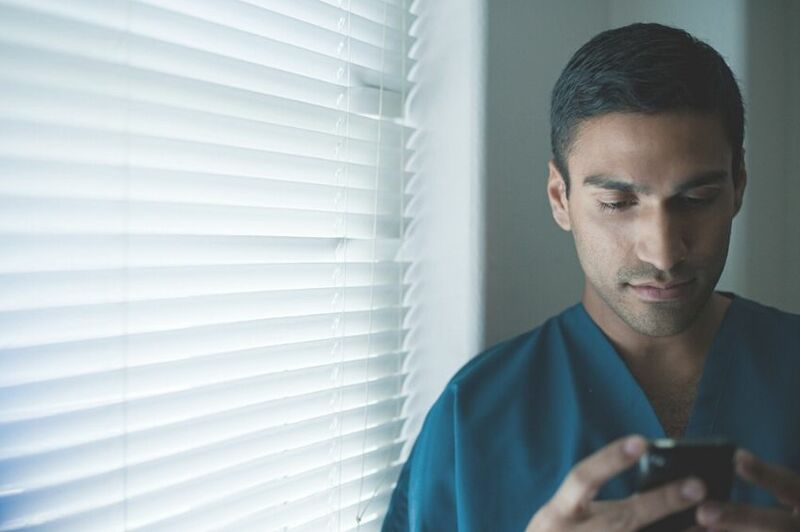 Why Do Doctors Still Use Pagers ? | Grey's Anatomy Scrubs